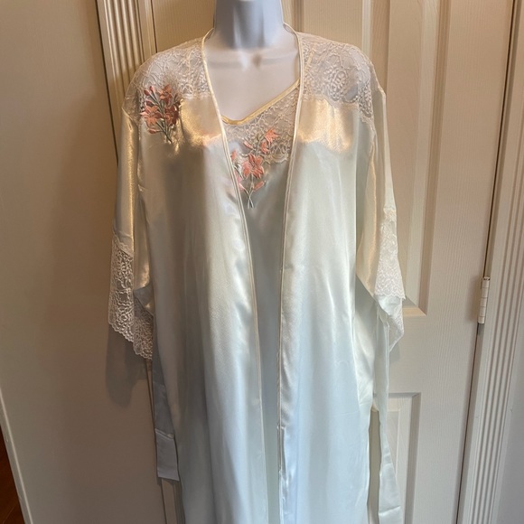 Val Mode | Intimates & Sleepwear | Vintage Val Mode Lingerie Gown And ...